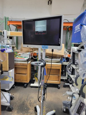 Stryker 240-031-000 VisionPro SYNK 26" Wireless LED Display for sale