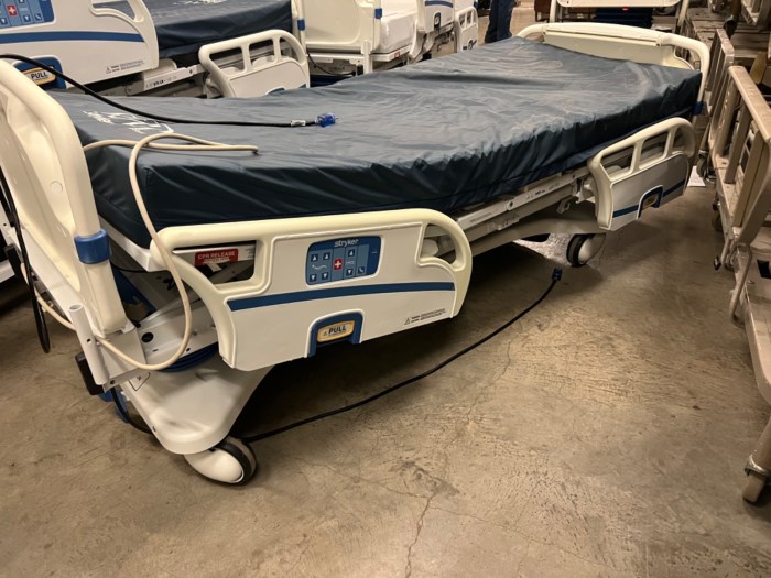 Stryker 3002 S3 for sale