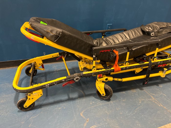 STRYKER MX PRO R3 AMBULANCE COT (X- Frame Ambulance Cot) for sale