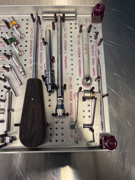 SYNTHES Basic Instrument kit LC-DCP & DCP Surgical Instrument Set for sale