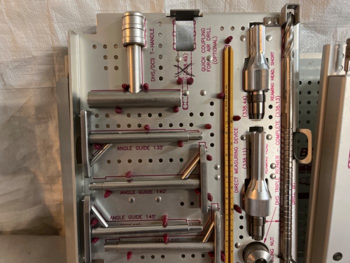 Synthes DHD/DCs Basic Set for sale