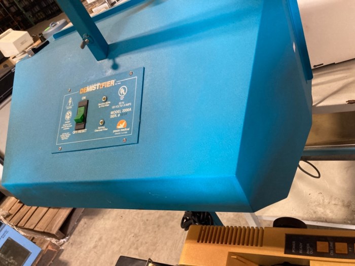 Tektronix 7603 Mobile Oscilloscope Scope, Millipore Analyzer Feed ...