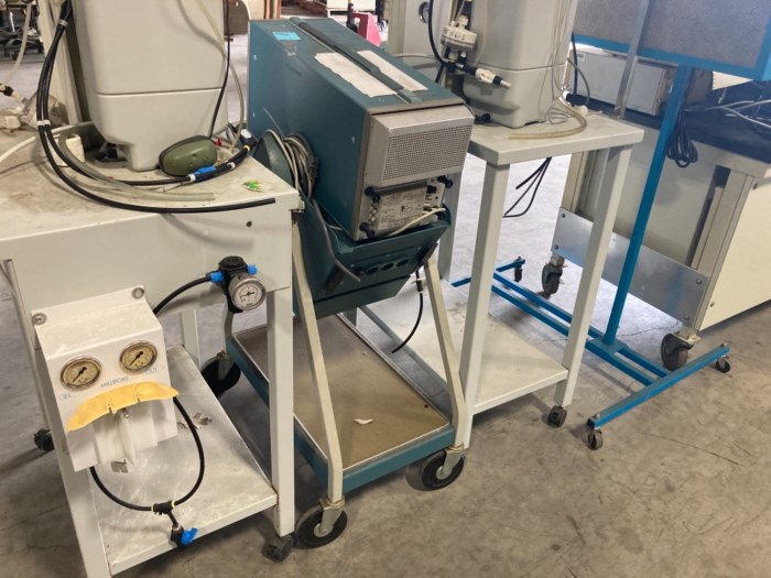 Tektronix 7603 Mobile Oscilloscope Scope, Millipore Analyzer Feed ...