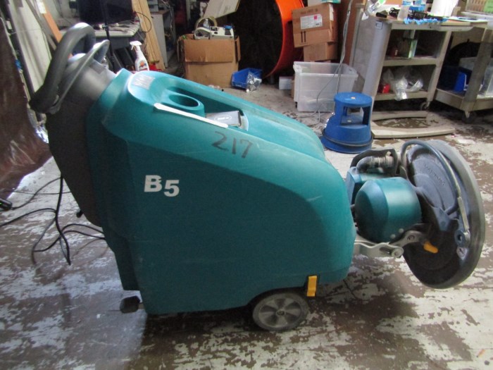 TENNANT B5 WALK-BEHIND FLOOR BURNISHER for sale