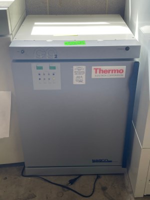 Thermo Electron Corp. Napco Model: 5400 CO2 Water Jacketed Incubator ...