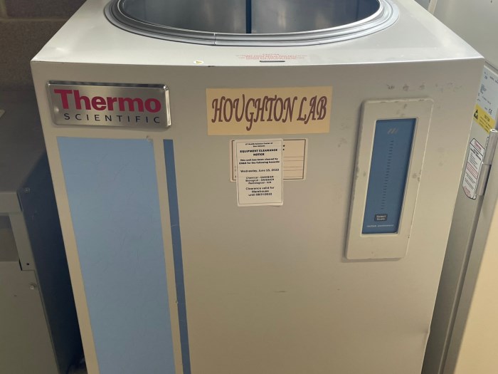 Thermo Scientific CryoPlus 1 Nitrogen Storage System for sale