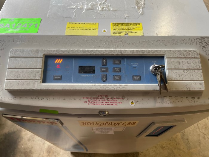 Thermo Scientific CryoPlus 1 Nitrogen Storage System for sale