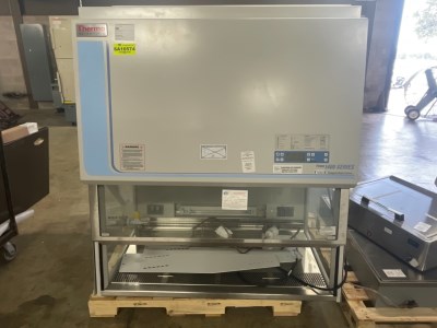 Thermo Scientific Forma 1400 Biological Safety Cabinet for sale