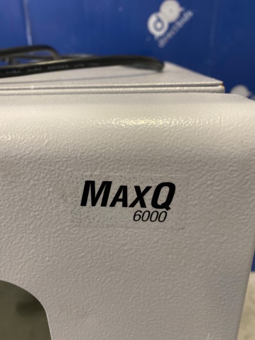 Thermo Scientific MaxQ 6000 Digital Incubated and Refrigerated ...