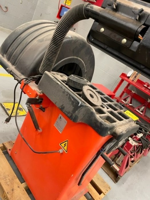 Tire balancing machine for sale