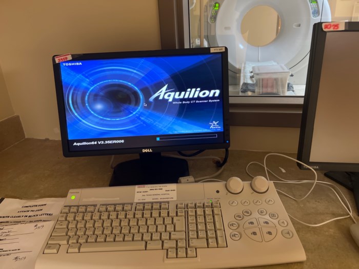 Toshiba Aquilion 64 MRI TSX-101a CT Scanner (de-installation available ...