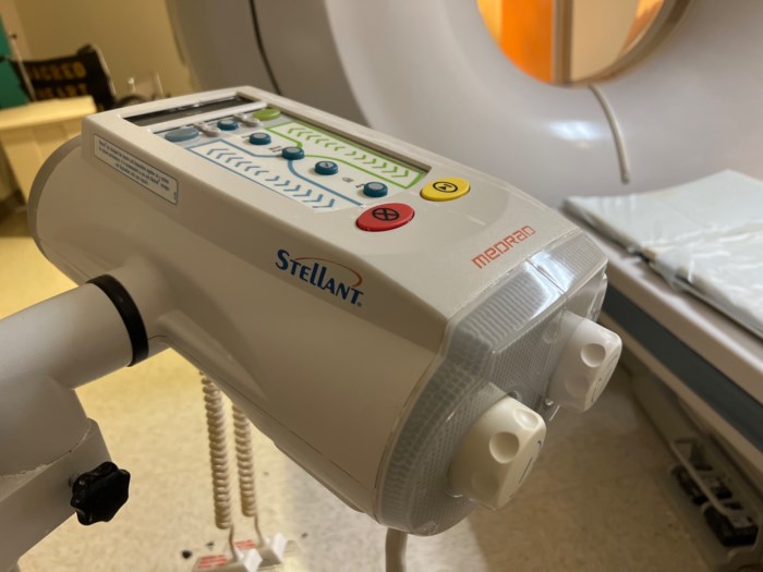 Toshiba Aquilion 64 MRI TSX-101a CT Scanner (de-installation available ...