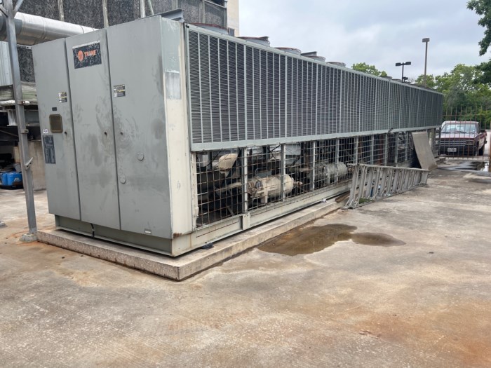 Trane RTAA-IOM-3 Air Cooled Series R Rotary Liquid Chiller for sale
