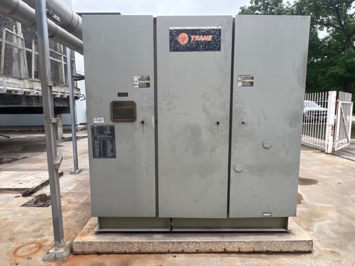 Trane RTAA-IOM-3 Air Cooled Series R Rotary Liquid Chiller for sale