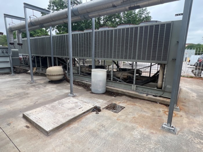 Trane RTAA-IOM-3 Air Cooled Series R Rotary Liquid Chiller for sale