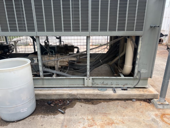 Trane RTAA-IOM-3 Air Cooled Series R Rotary Liquid Chiller for sale