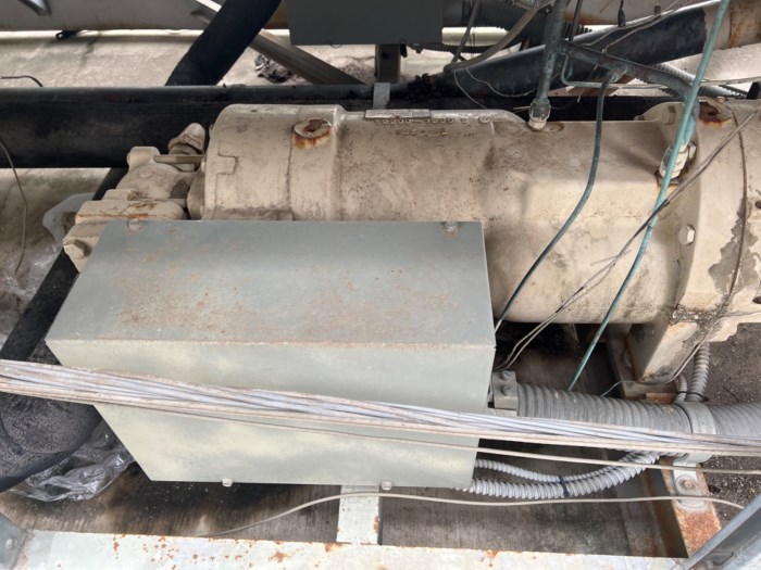 Trane RTAA-IOM-3 Air Cooled Series R Rotary Liquid Chiller for sale