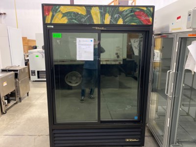 True Manufacturing Co Refrigerator System for sale
