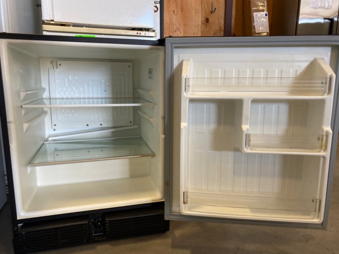 U-LINE Household Refrigerator for sale