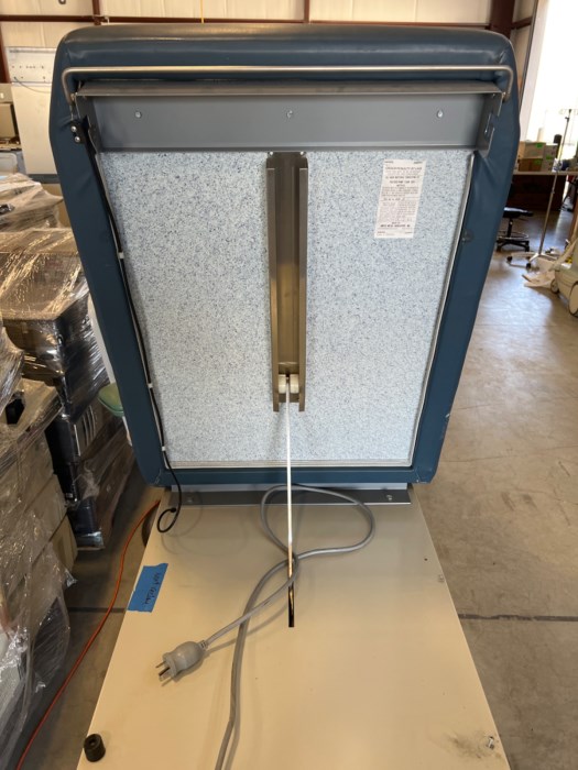 UMF Model: 5140 Exam Table for sale