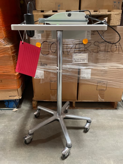 Verathon BVI 3000. Bladder Scan Rolling Cart for sale