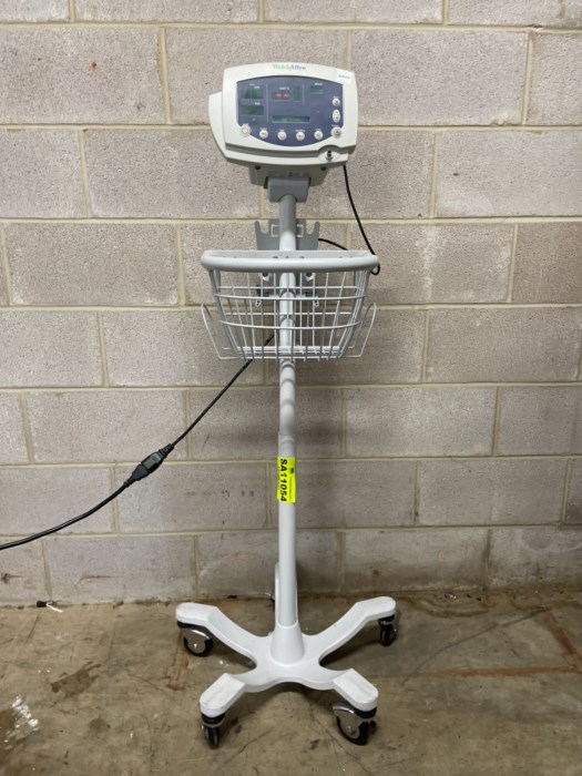 WelchAllyn 53N00 Rolling Vital Signs Monitor for sale